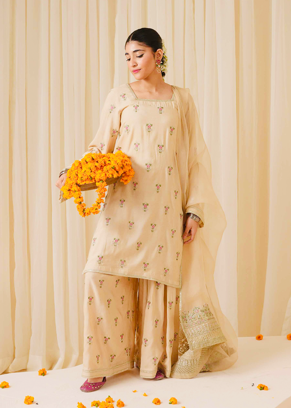 Chamak Dhamak By Pashma Khan Eid Collection'2025-Afrozeh - Ivory – Bagallery