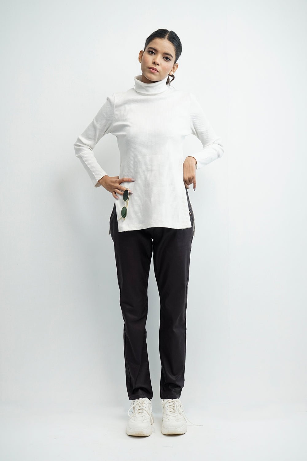 VYBE-Long Turtle Neck-White – Bagallery