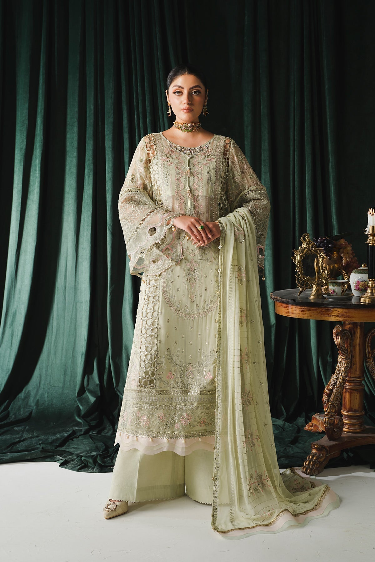 Ayla Paras By Pasha Unstitched 3 Piece Luxury Formals Collection'2024 ...